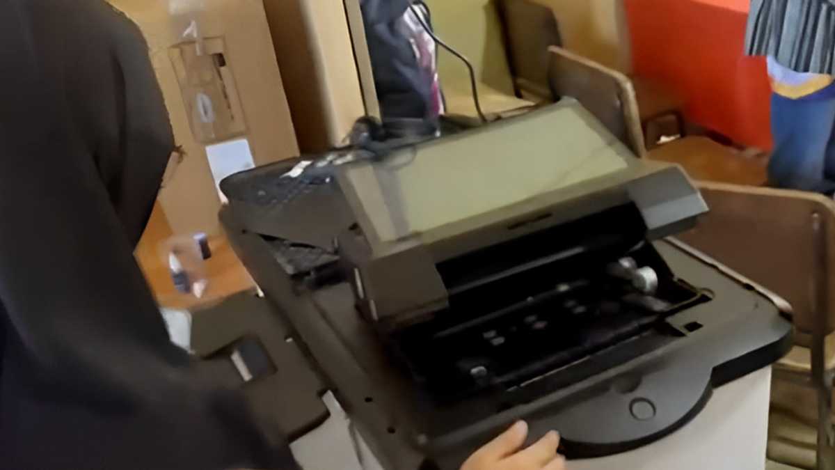 Poll watcher sa Marawi, binuhusan ng tubig Automated Counting Machine ...