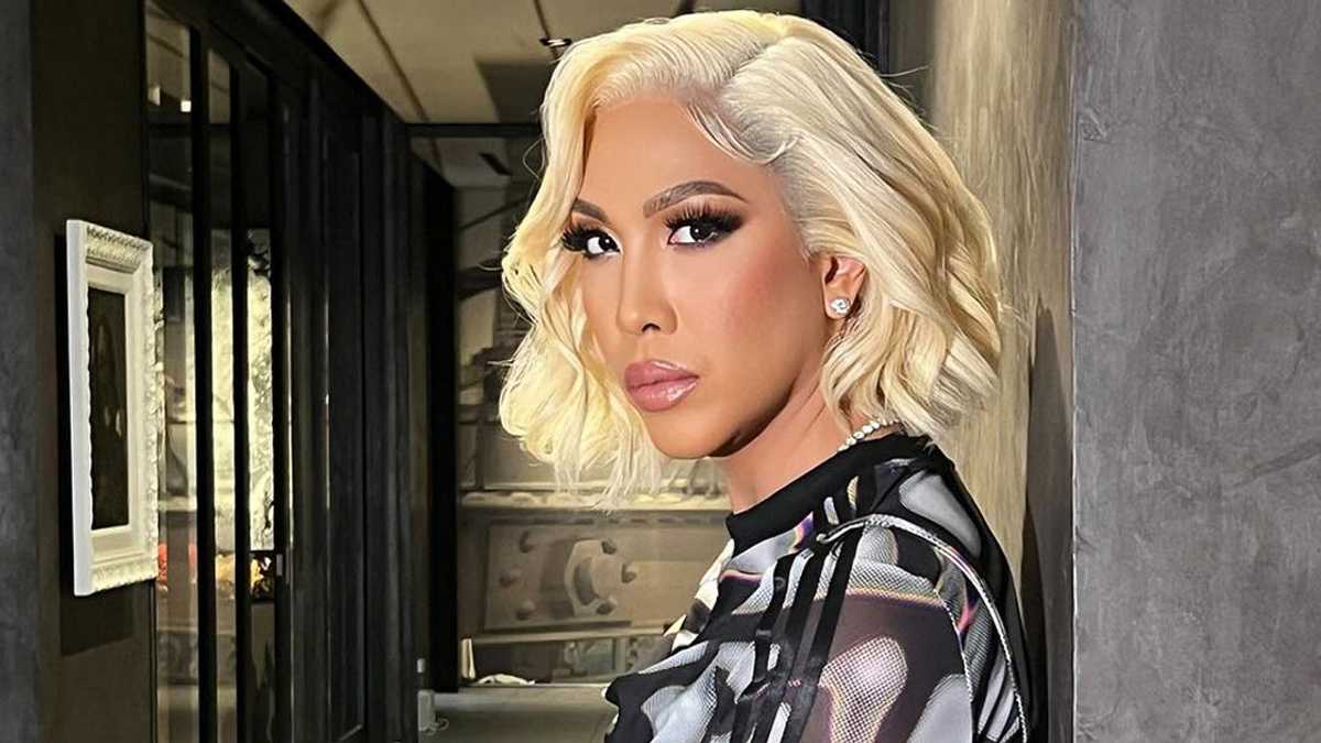 Vice Ganda, nag-alay ng dasal para sa kaligtasan ng mga tao sa gitna ng ... Vice Ganda, nag-alay ng dasal para sa kaligtasan ng mga tao sa gitna ng ...