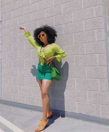 Retro outfit: trending in 2020 (30+ photos) - KAMI.COM.PH