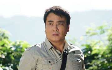 Bong Revilla bio: Age, son, wife, movies, height, educational ...