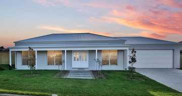 Simple house design: 30 inspiring ideas (photos) - KAMI.COM.PH