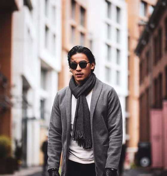 Enchong Dee bio: age, height, net worth - KAMI.COM.PH