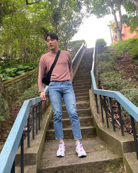 Ryan Bang bio: age, height, real name, parents, brother - KAMI.COM.PH