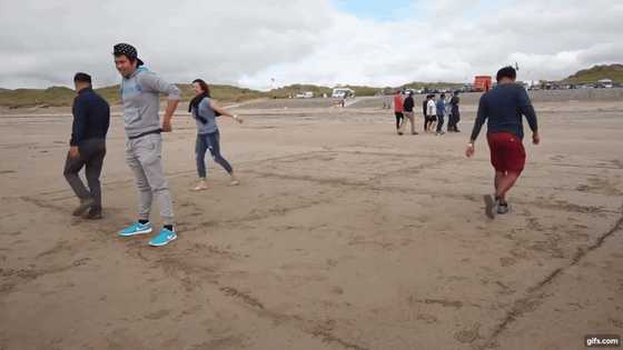 How to play patintero in Philippines: history and rules - KAMI.COM.PH