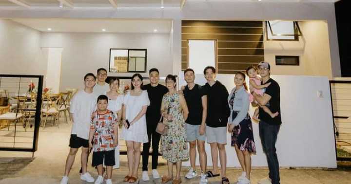 EA Guzman shows full view of enormous house he gave his mother - KAMI ...