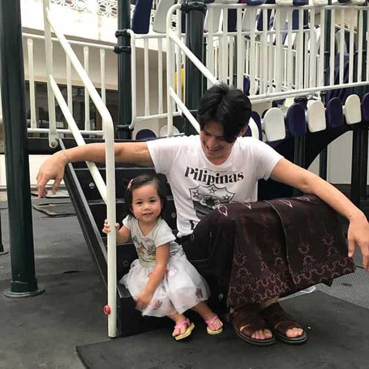 Robin Padilla bio: age, net worth, wife, children, movies - KAMI.COM.PH