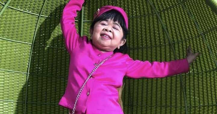 Video ni Mura na umiiyak dahil sa pagpanaw ni Mahal, agad na nag-viral ...