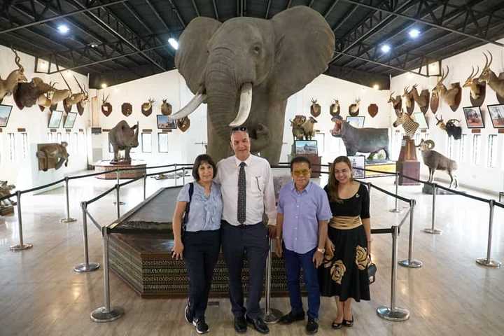 Chavit Singson bio: age, net worth, siblings, children, is he married ...